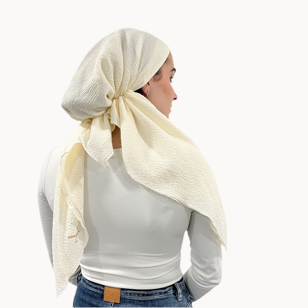 Cream Crinkle Pre-Tied Scarf – Valeri